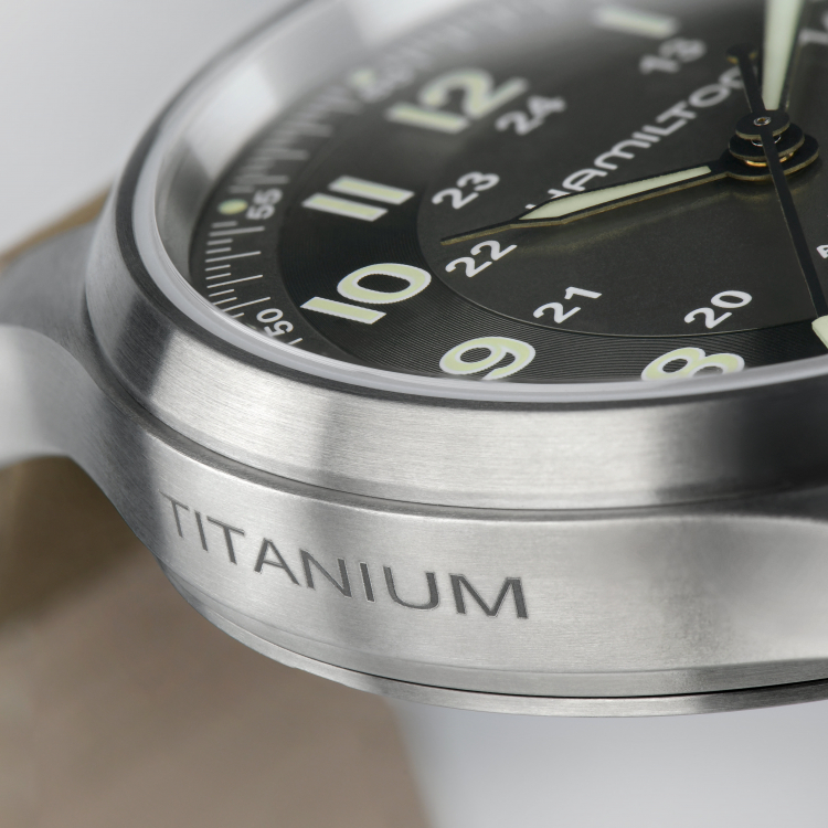 Hamilton Khaki Field Titanium Auto - H70545550 - Helen Kirchhofer