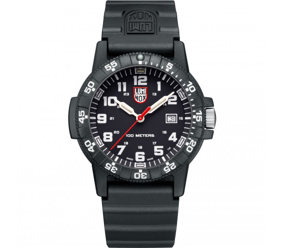 Luminox - Helen Kirchhofer