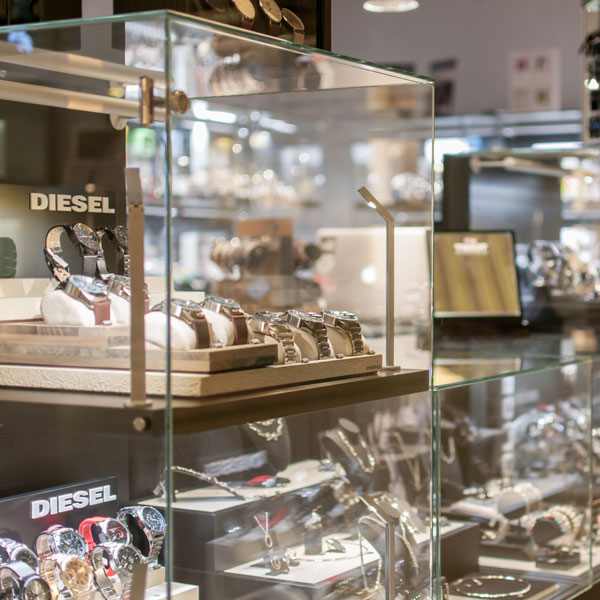 Über Helen Kirchhofer - Helen Kirchhofer